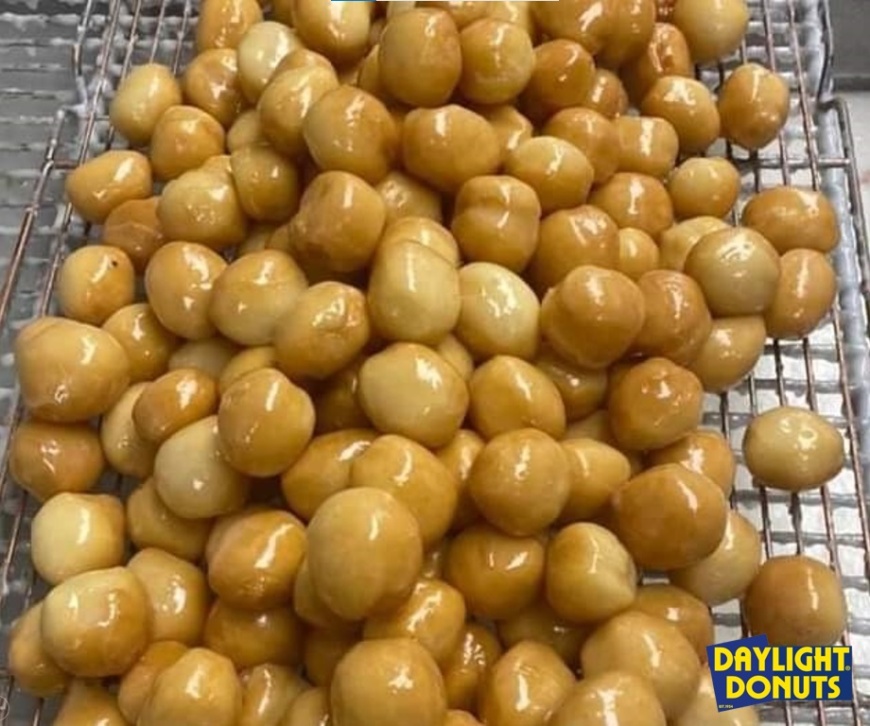 Donuts - Daylight Donuts & Cafe